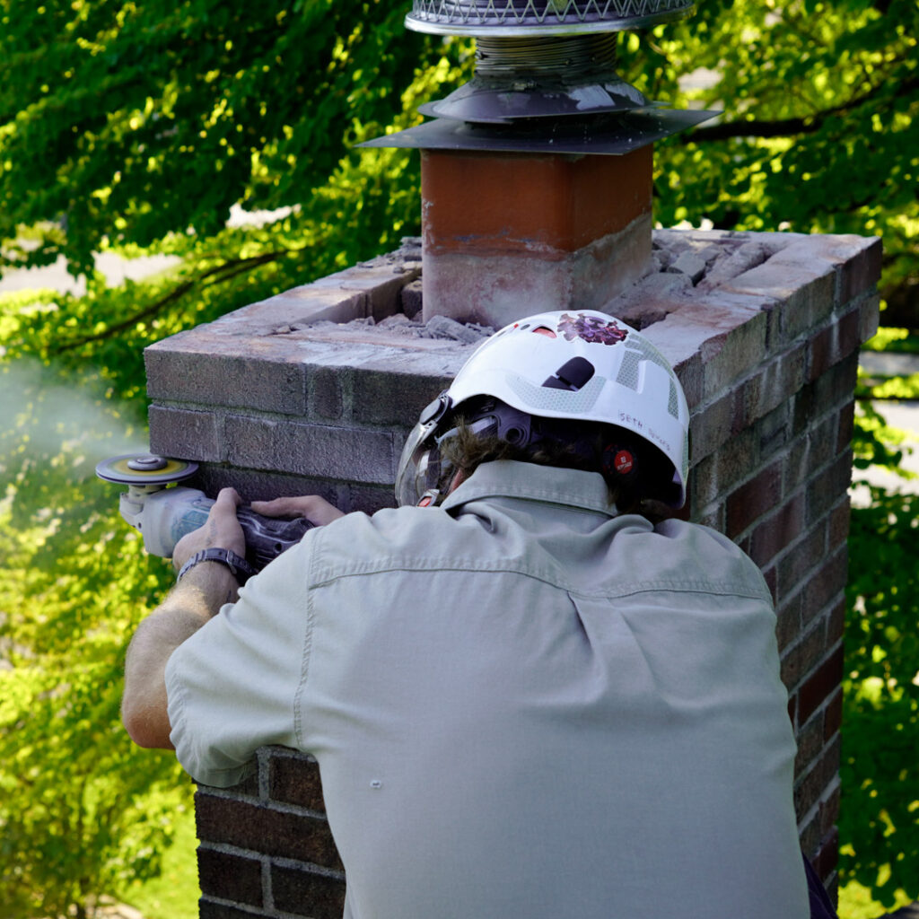 Expert Chimney Tuckpointing | Extending Your Chimney's Lifespan